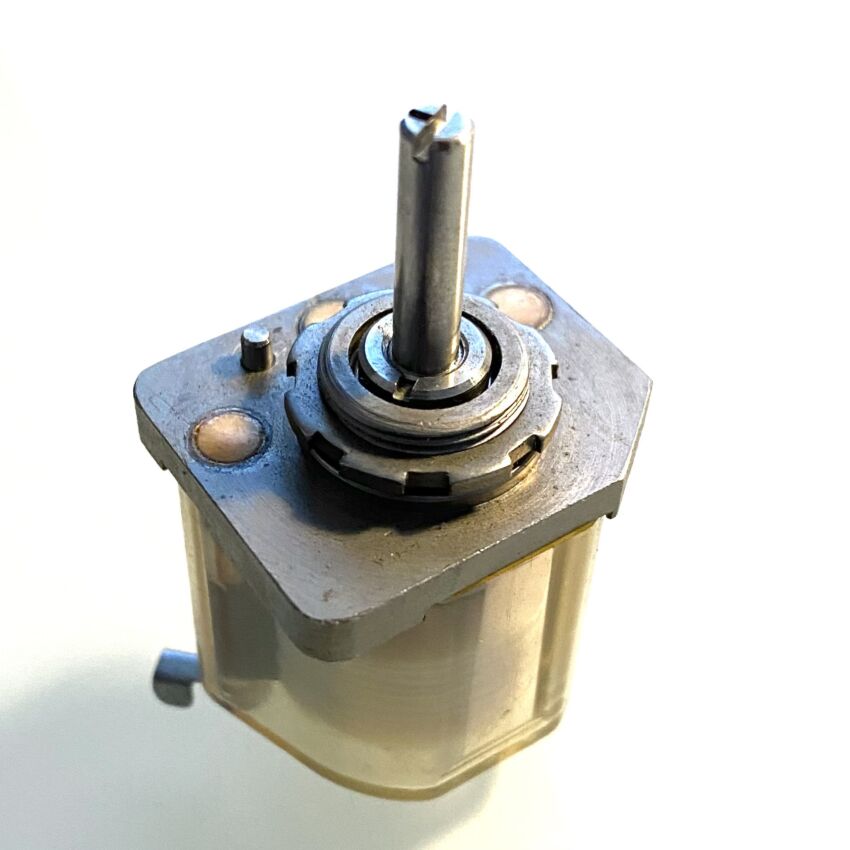 Buy Variable capacitor PVTR 300pF from Electronic Parts Outlet